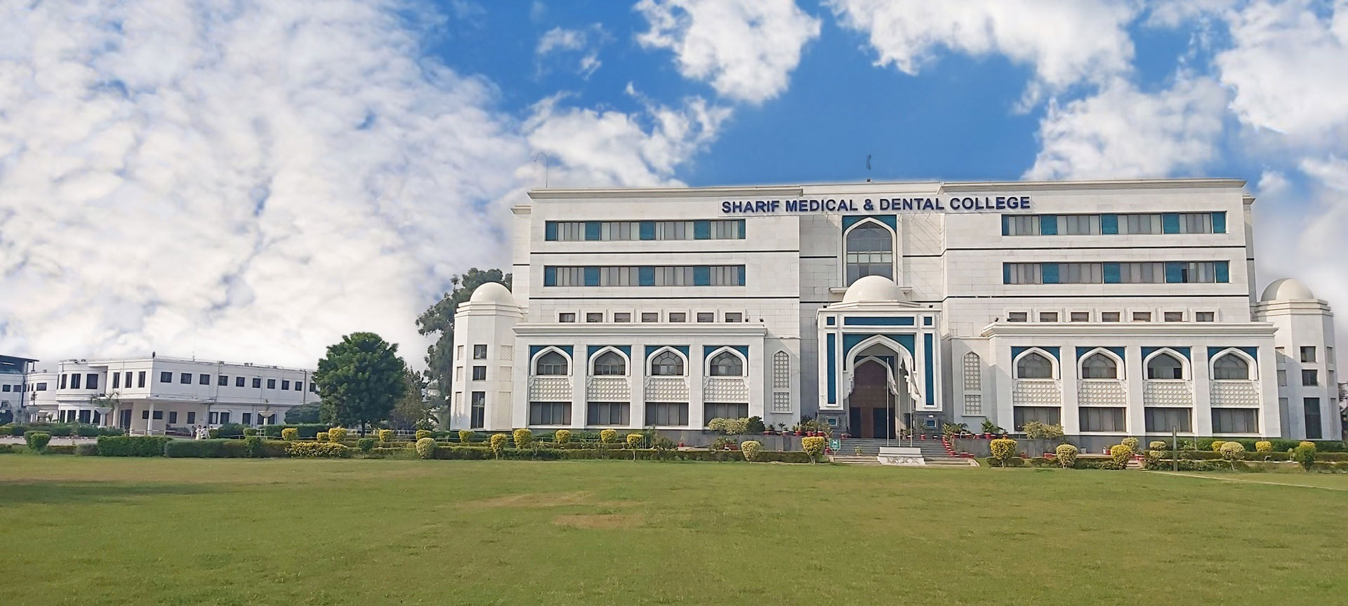 Sharif – Sharif Medical & Dental college